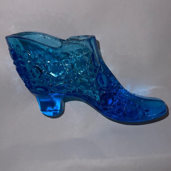 Fenton | Other | Fenton Blue Glass Shoe Vintage Collectiblesmall Chips ...